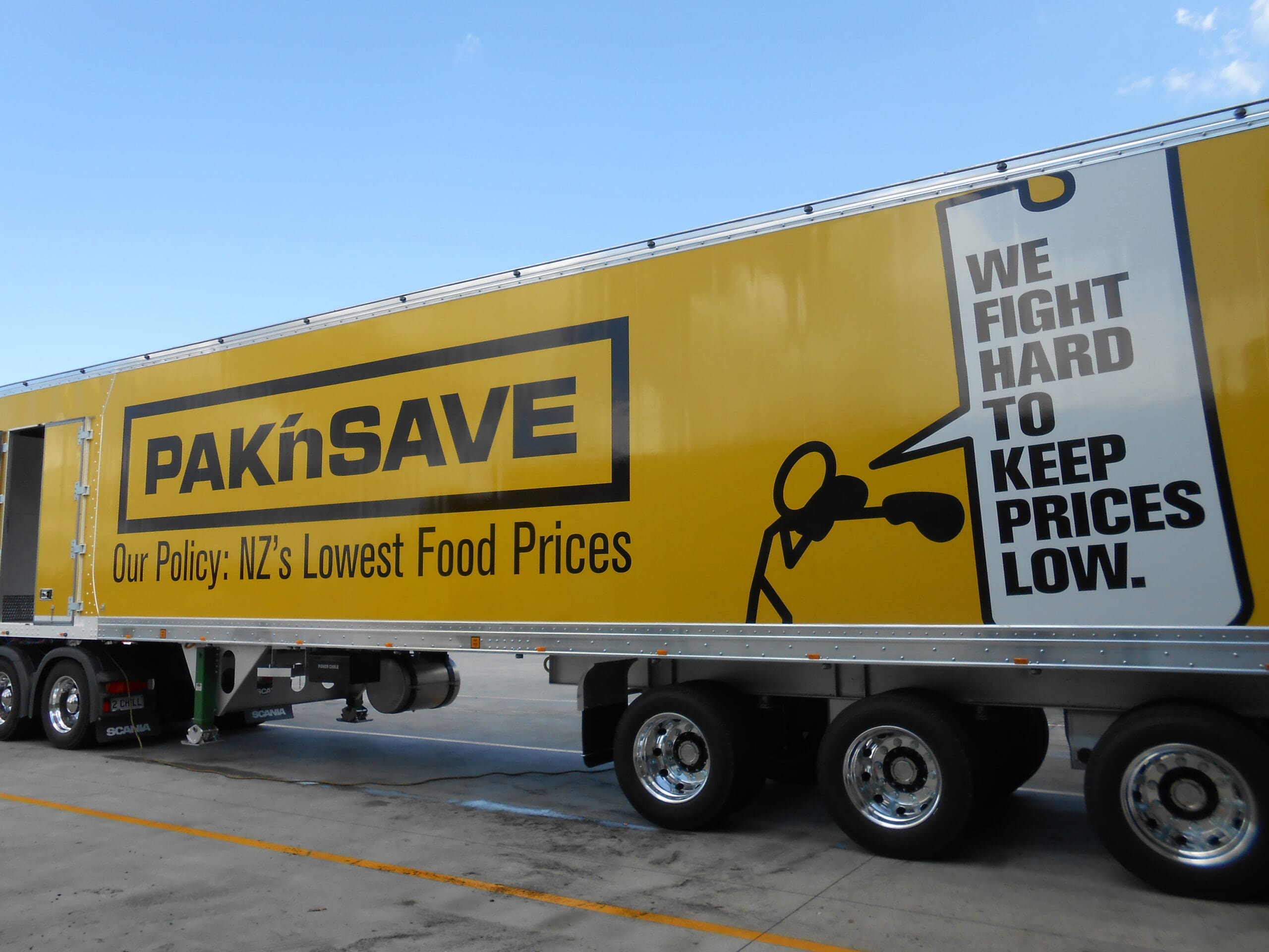 Pak'nSave Trucks - Design Signs